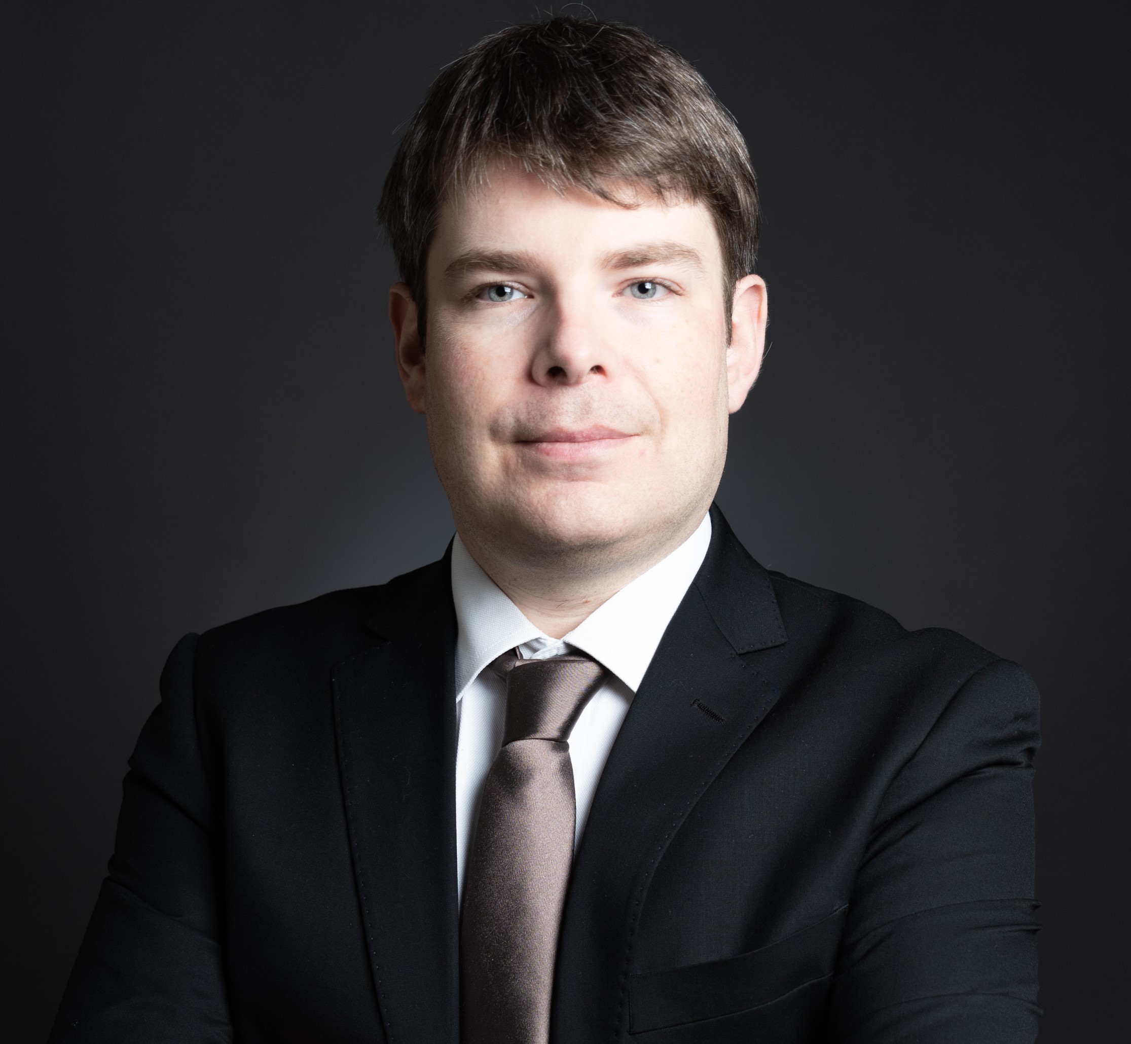 Avocat francais Dubai Paris Lyon Specialiste en Droit international